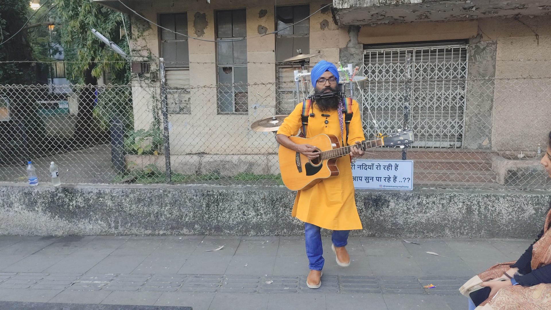 A Youth In Pune Plays Six Musical Instruments On The Streets To Create ...