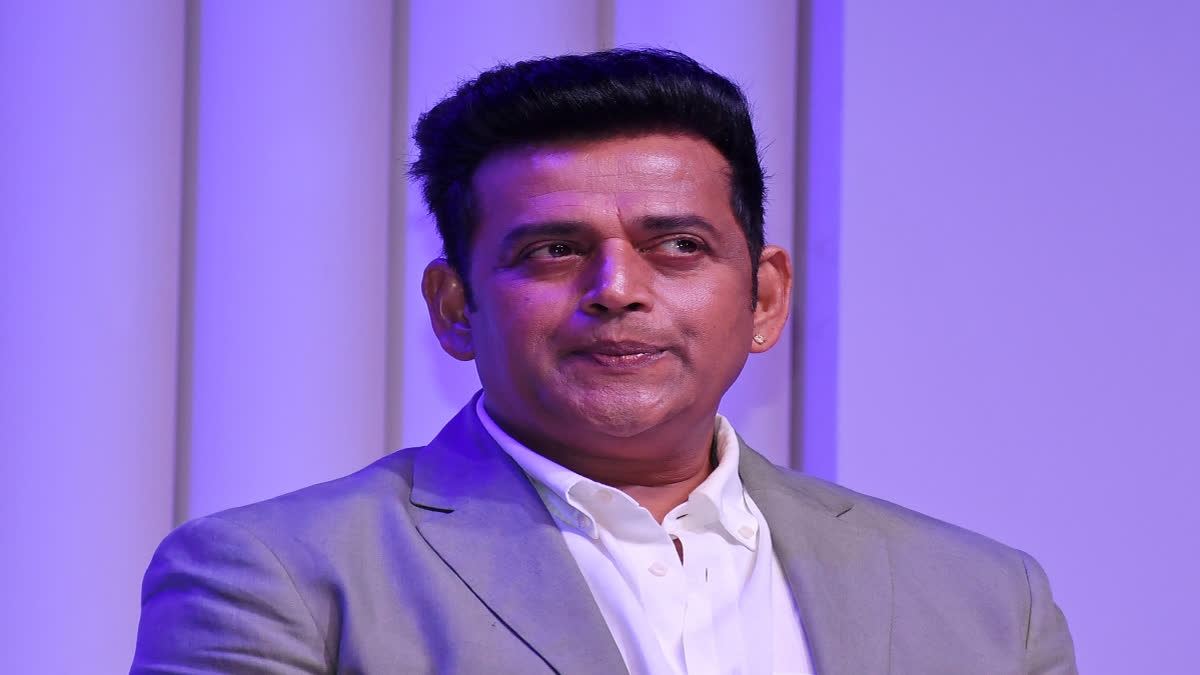 Shinova Soni Who Claimed Ravi Kishan as Her 'Father' Files Plea in HC ...