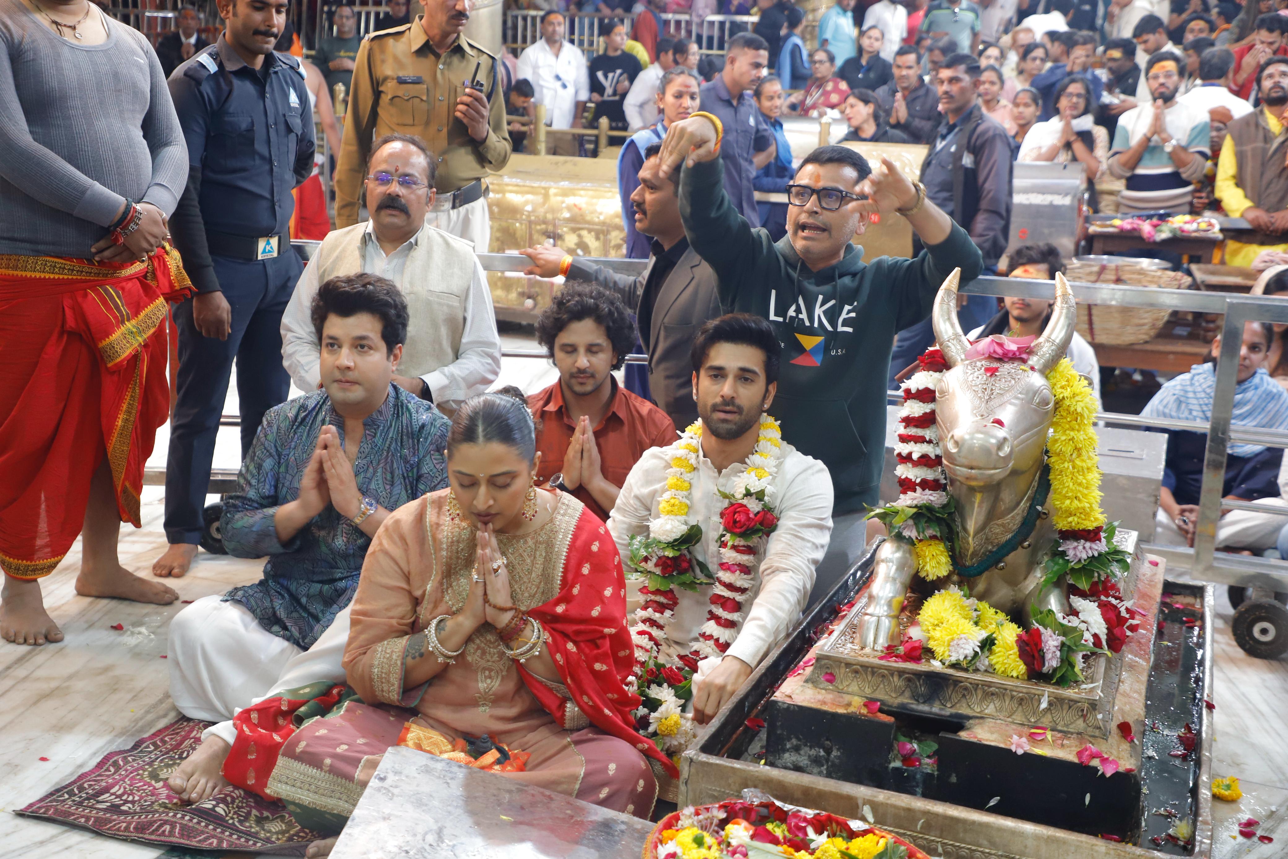 बाबा महाकाल की नगरी में अपकमिंग फिल्‍म राहु-केतु के सांग की लॉन्चिंग ...