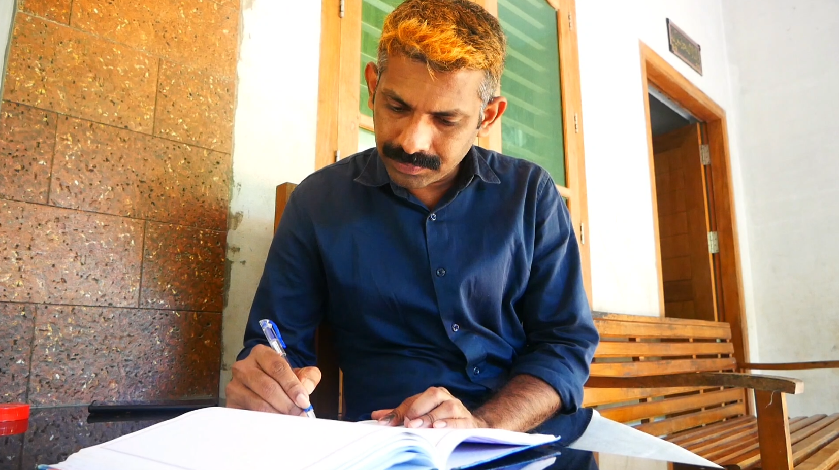 ഡിസംബര്‍ മാസം 35 ദിവസം, ഉടനടി തീയതിയും ദിവസവും അറിയാം; സൂപ്പര്‍ഹിറ്റായി ...