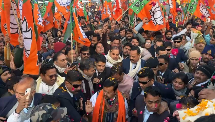 नोएडा: BJP अध्यक्ष नितिन नवीन का ढोल-नगाड़ों से हुआ 'ग्रैंड वेलकम ...