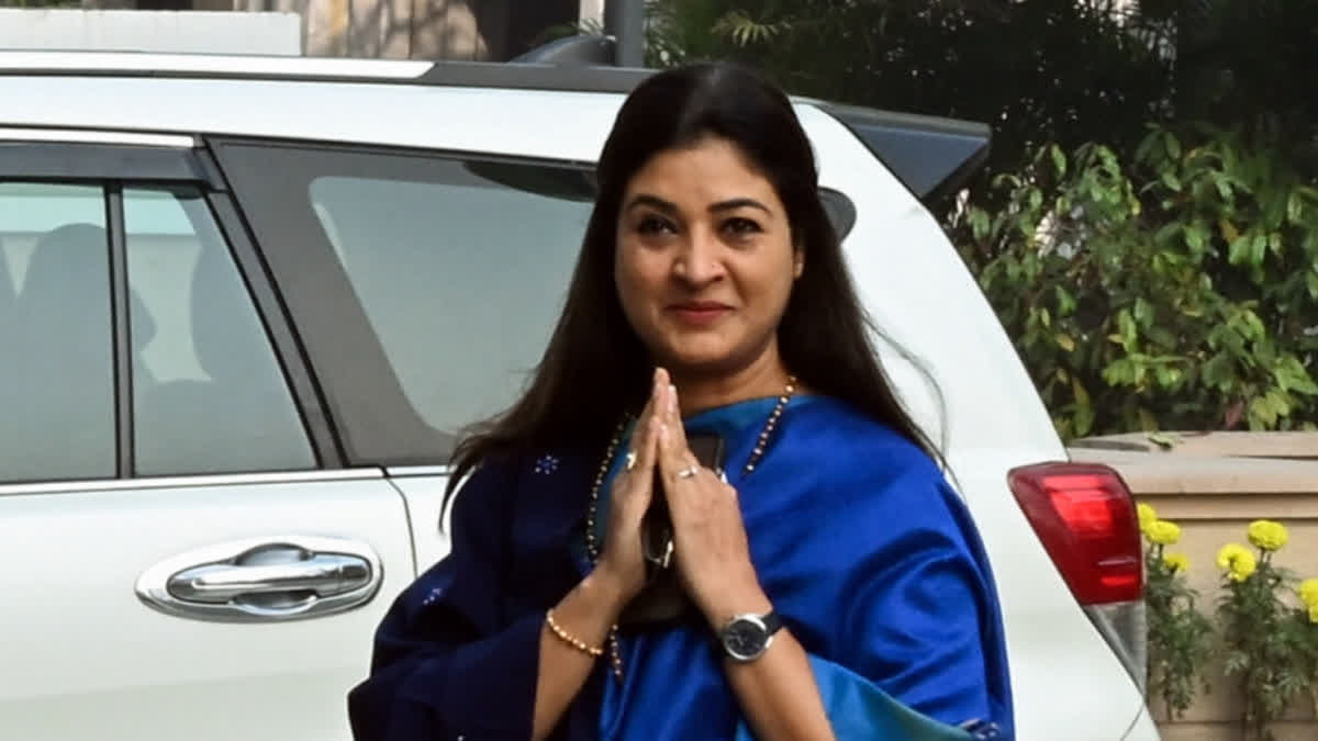 Delhi HC Seeks Police Stand On Alka Lamba's Plea In Police Assault Case