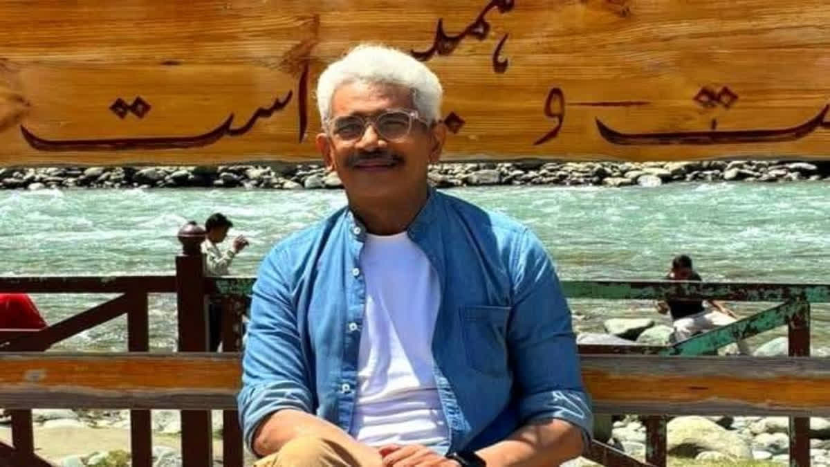 ‘Kashmir Is Safe; Don't Cancel Bookings’, Says Actor Atul Kulkarni ...