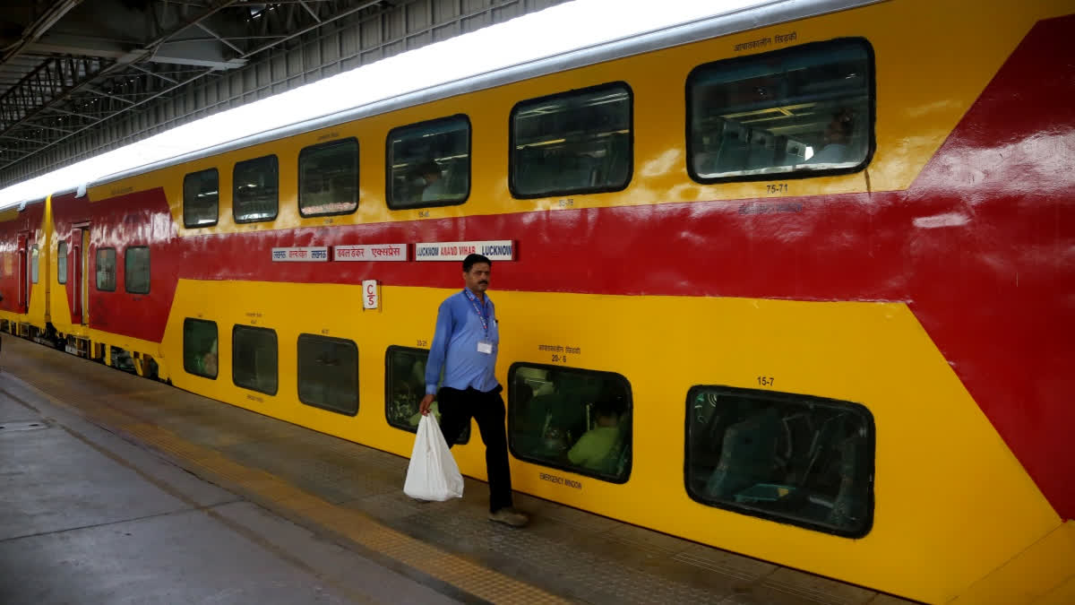 UP: 8 Railway Stations In Lucknow Division Officially Renamed; Akhilesh ...
