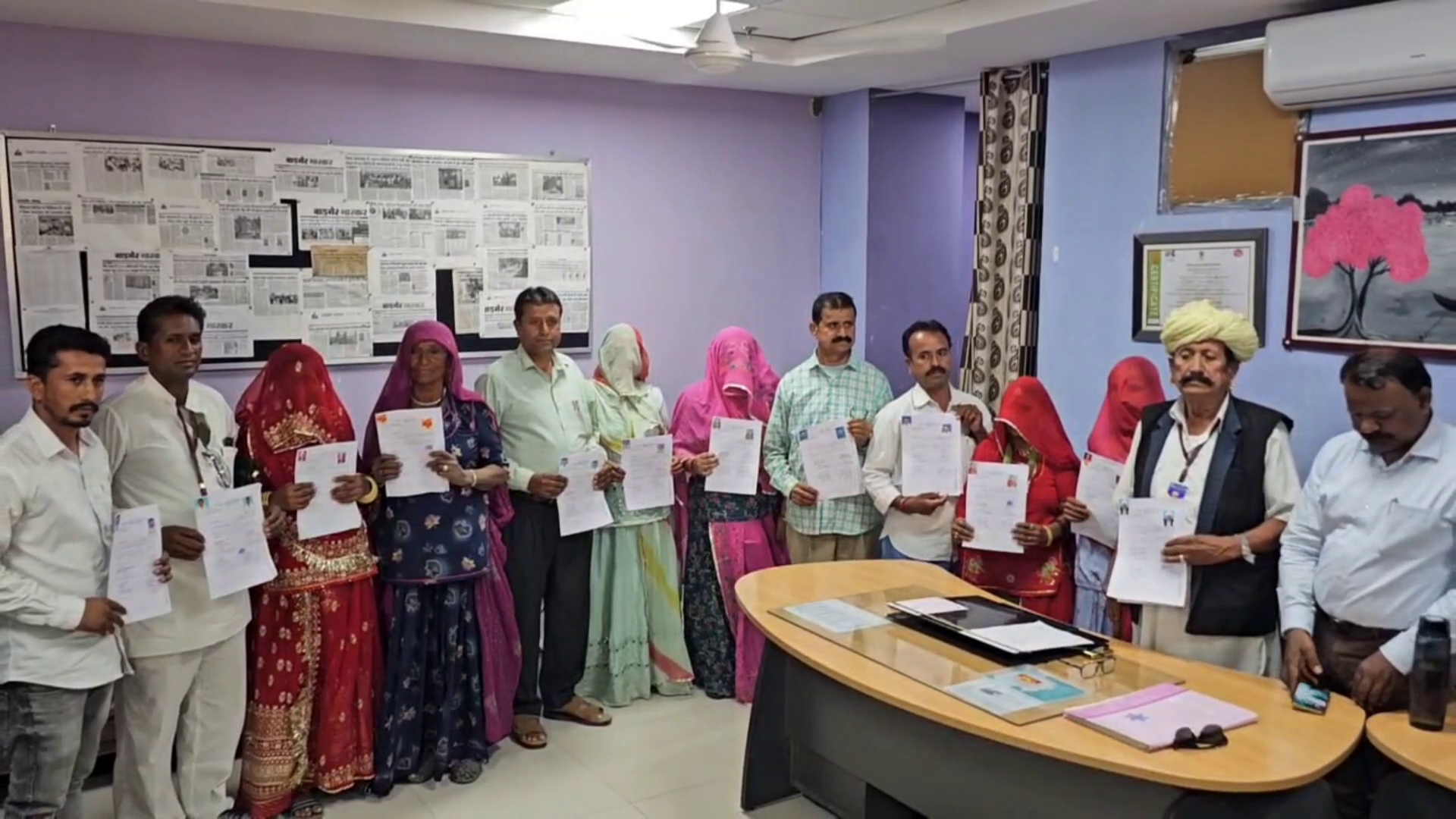 Three Generations, One Resolution: 12 Members Of Rajasthan Family ...