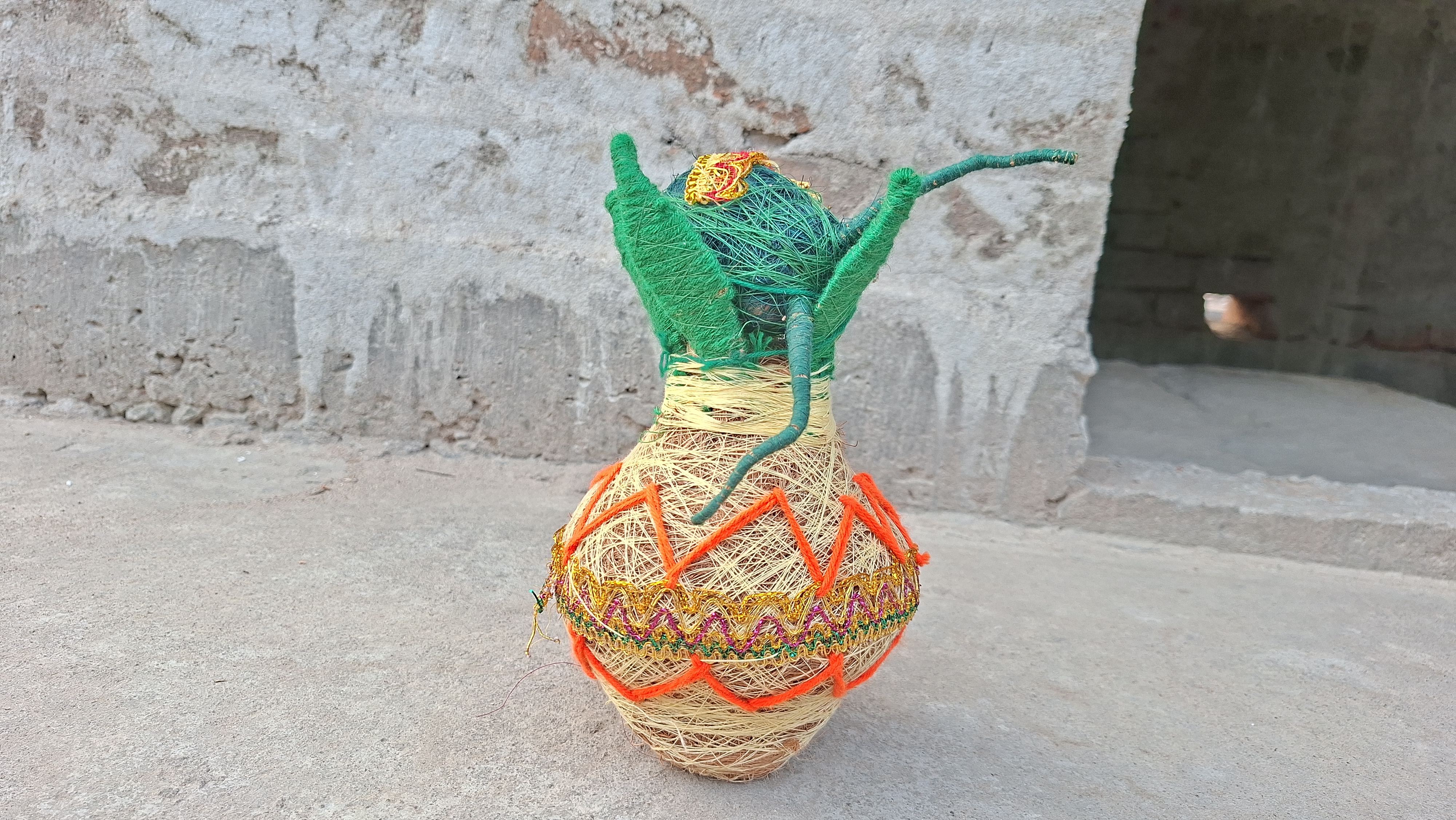 Kendrapara Women Redefine Self-Reliance, Turn Coconut Waste Into ...