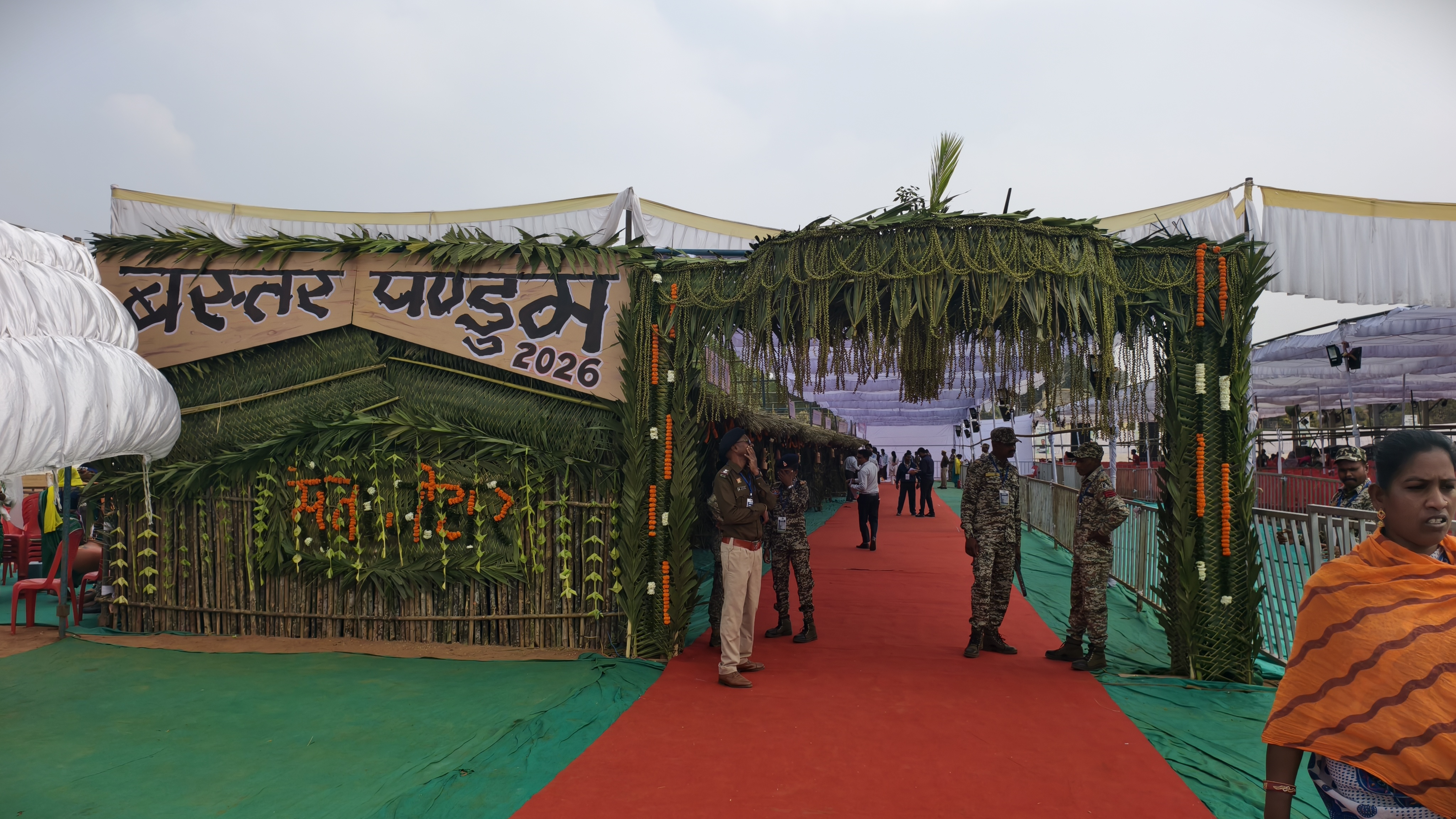 Tribal Traditions, Art And Self-Reliance Take Centre Stage At Bastar ...
