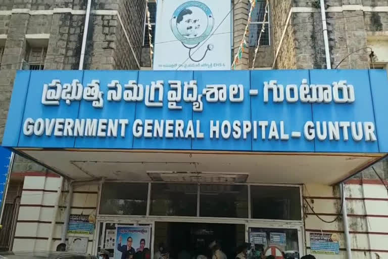 YSRCP Leaders Harassment: వైసీపీ శ్రేణుల వేధింపులు.. మహిళ ఆత్మహత్యాయత్నం