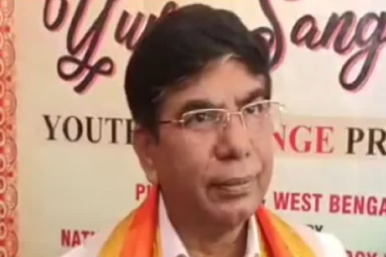 Subhas Sarkar courts controversy over Albert Einstein's e=mc^2 theory