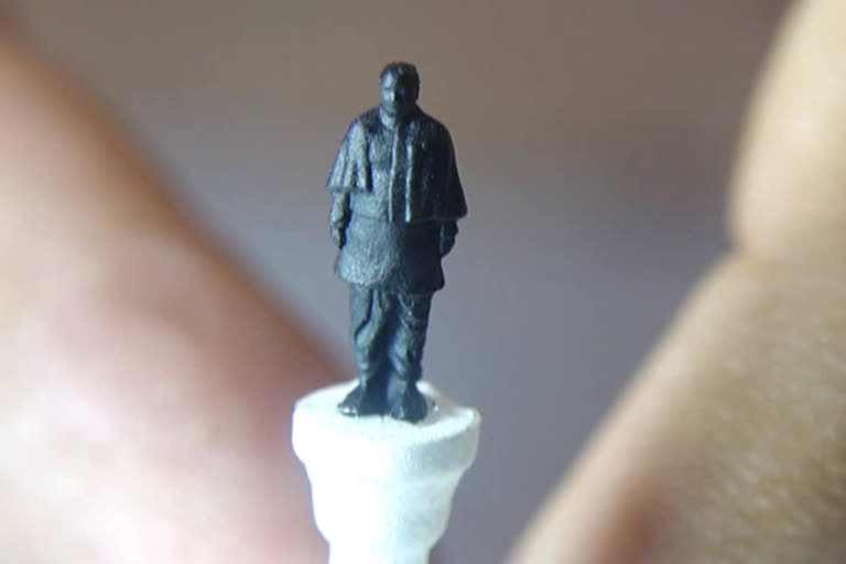 3D animation company makes miniature of 'Statue of Unity'